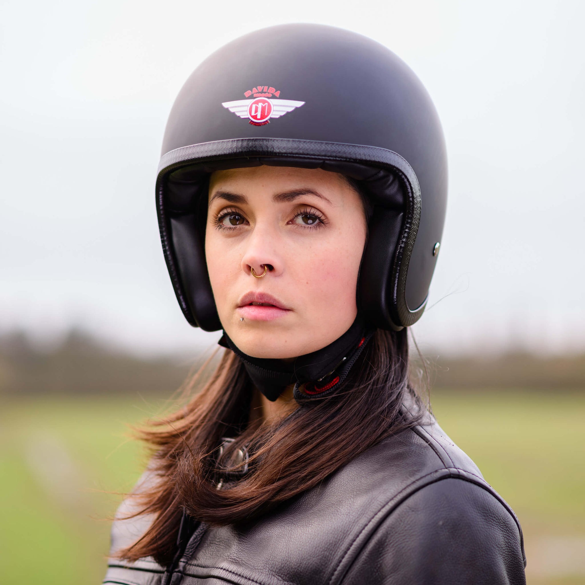 Speedster v4 Motorcycle Helmet - ECE R22-06 Certified | Davida – Davida ...